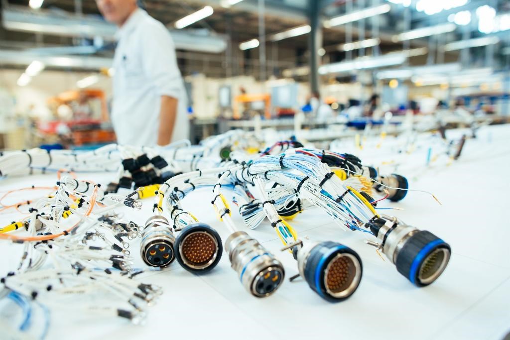 Safran Delivers Electric Harnesses for the 1st BelugaXL