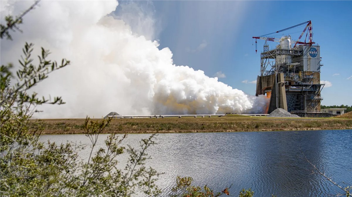 NASA Continues Artemis Moon Rocket Engine Test Series
